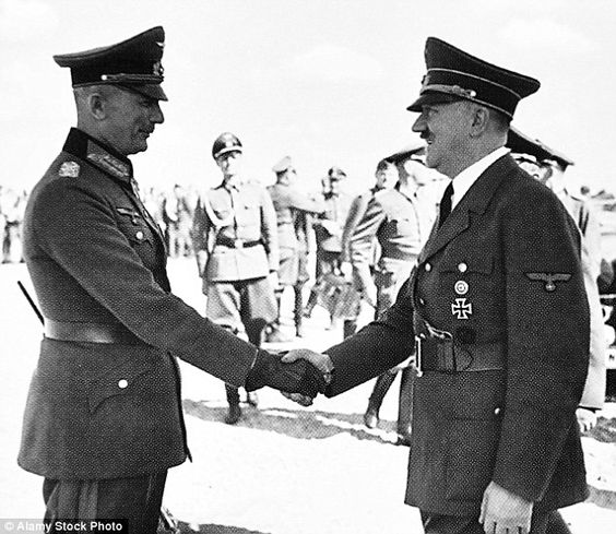 World War II in Pictures: December 2016